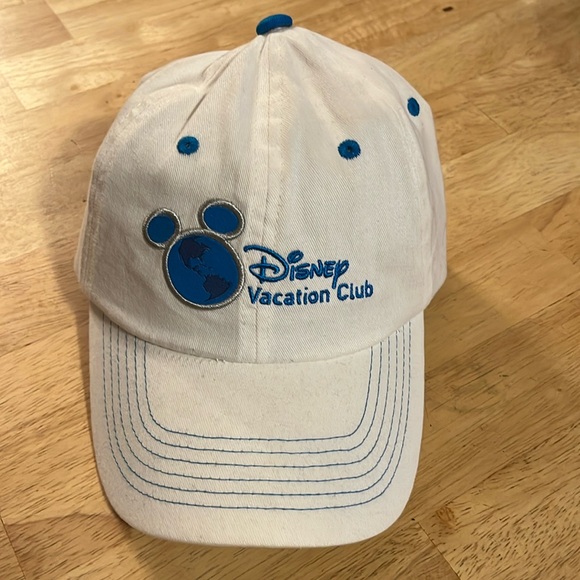 Disney | Accessories | New Disney Vacation Club Dvc Member Hat | Poshmark